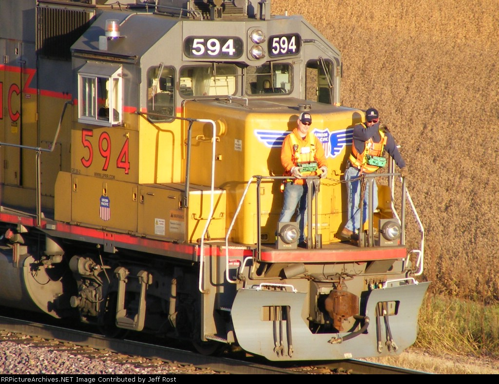 UP 594 switching crew